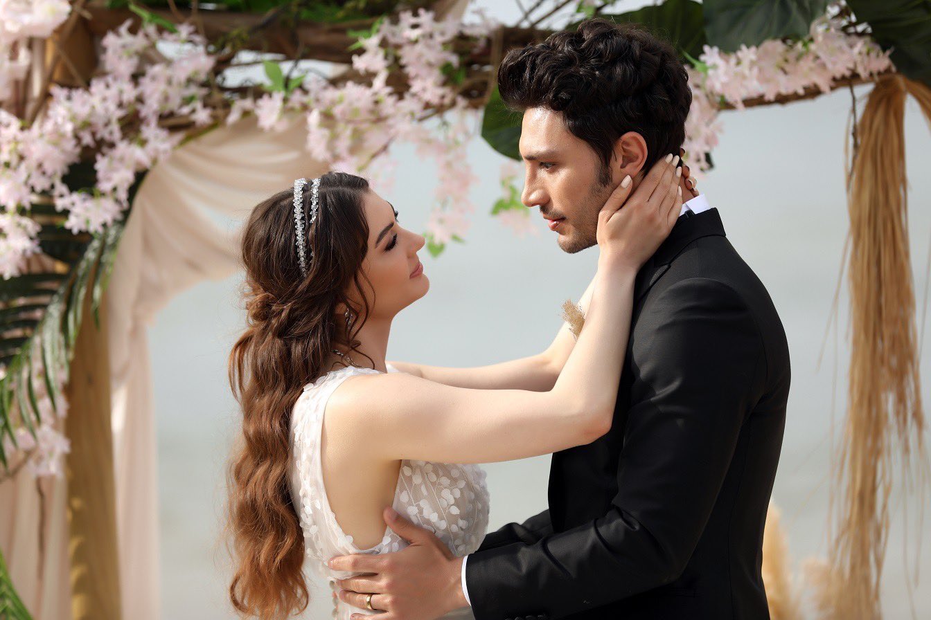 Ask Mantik Intikam: la trama dell’episodio 42 con Burcu Özberk e ?lhan ?en